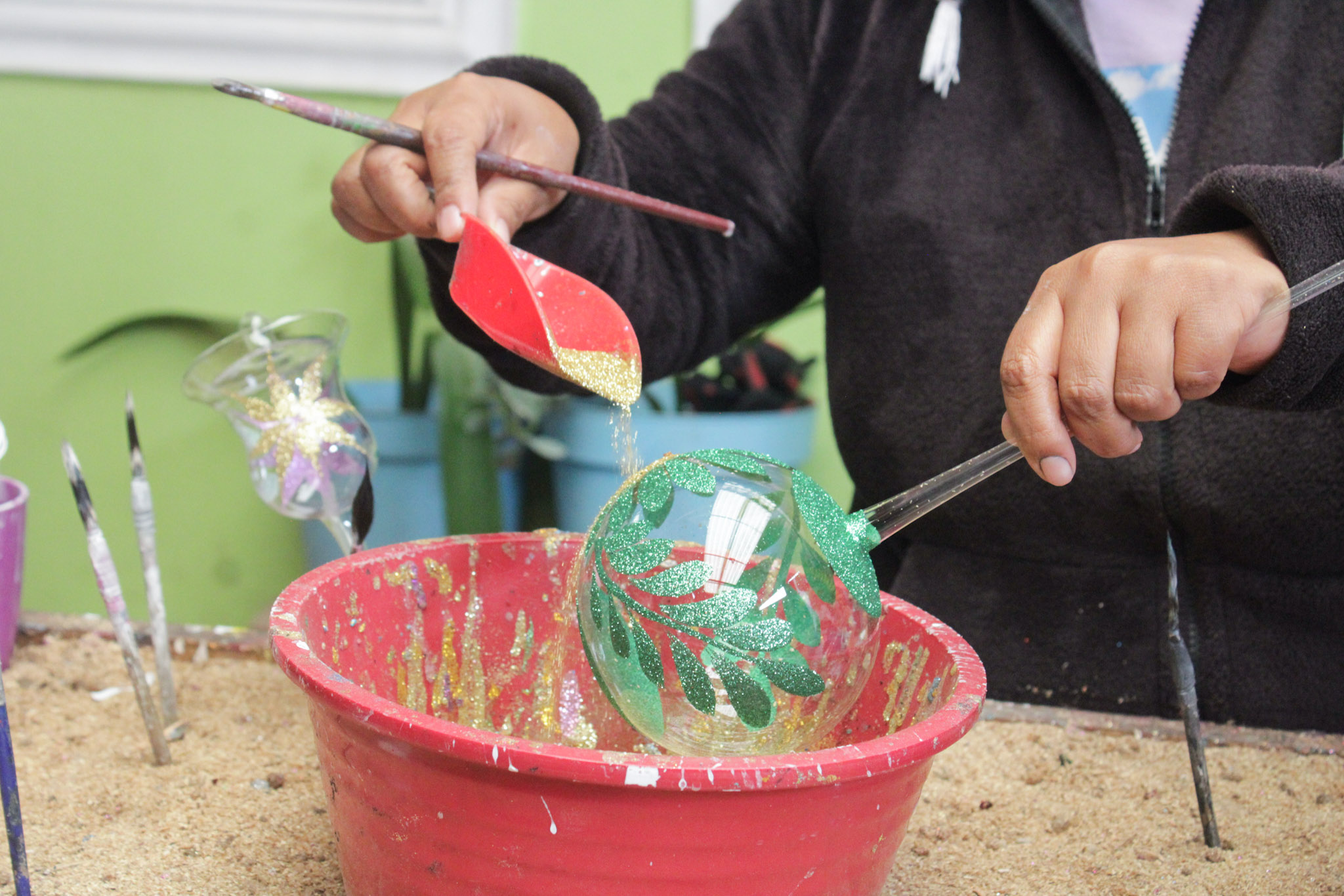 Cómo se fabrican las esferas navideñas: Chignahuapan y Tlalpujahua ...
